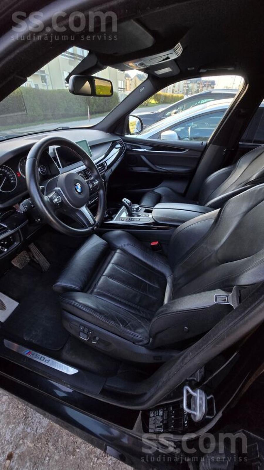 Black BMW X5 2014 in Riga, with an engine capacity of 3.00 L and mileage of 245 thousand km for 20000 €, photo 10 on AUTOMOTO.COM.LV