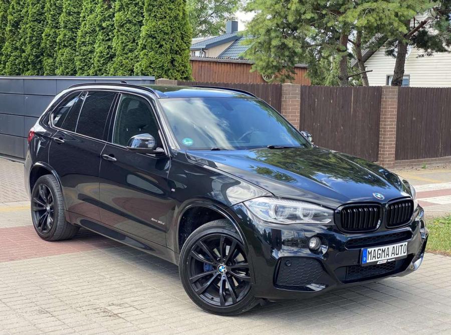 Black BMW X5 2014 in Marijampole, with an engine capacity of 2.99 L and mileage of 239 thousand km for 17499 €, photo 8 on AUTOMOTO.COM.LV