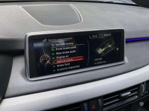 Black BMW X5 2014 in Marijampole, with an engine capacity of 2.99 L and mileage of 239 thousand km for 17499 €, photo 31 on AUTOMOTO.COM.LV