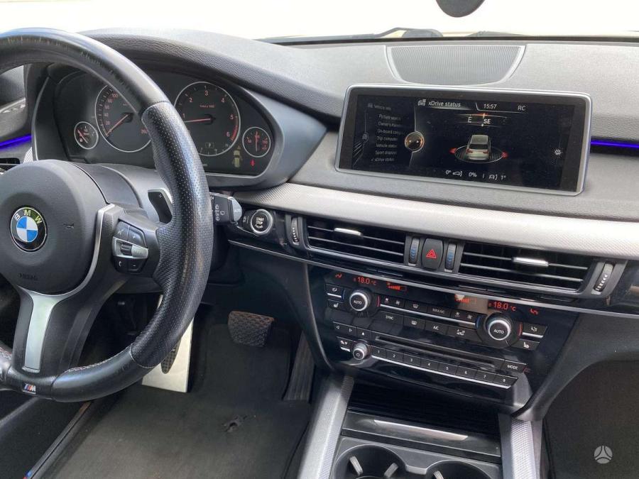 Black BMW X5 2014 in Marijampole, with an engine capacity of 2.99 L and mileage of 239 thousand km for 17499 €, photo 39 on AUTOMOTO.COM.LV