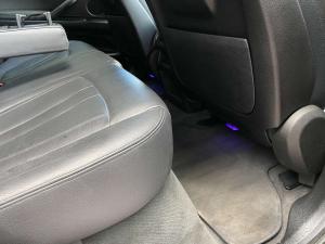 Black BMW X5 2014 in Marijampole, with an engine capacity of 2.99 L and mileage of 239 thousand km for 17499 €, photo 48 on AUTOMOTO.COM.LV