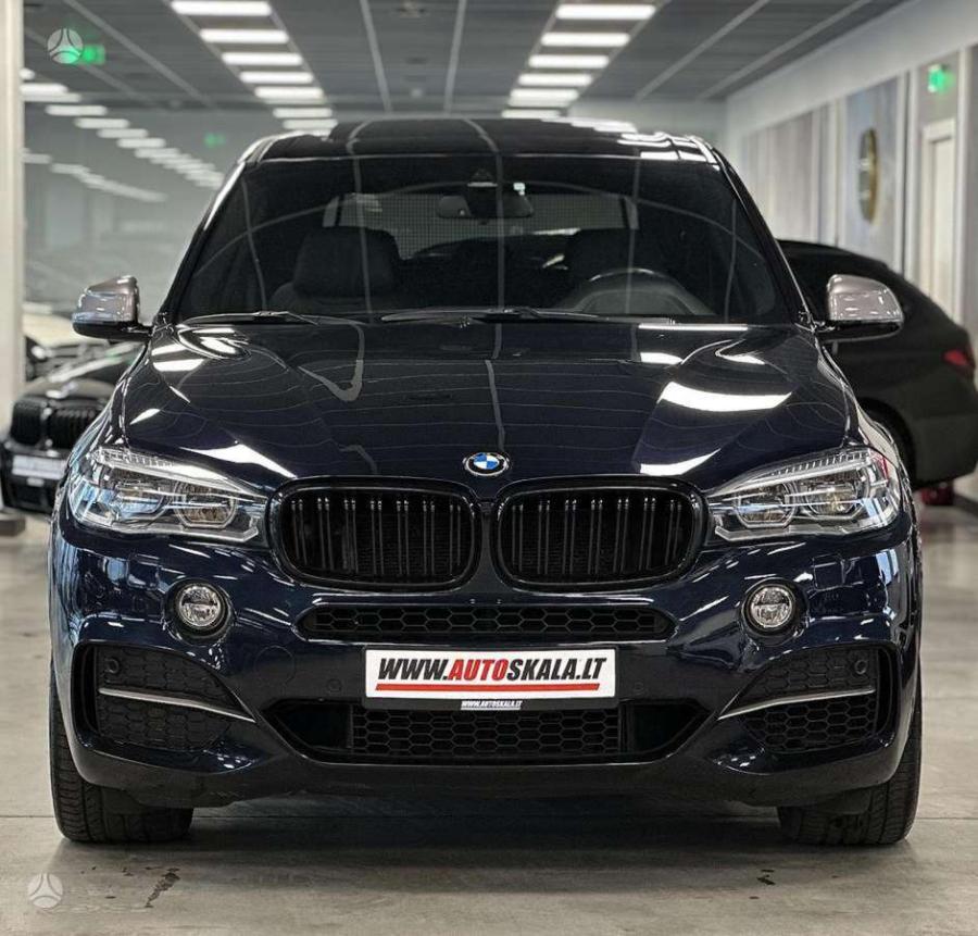 Black BMW X5 2014 in Klaipeda, with an engine capacity of 2.99 L and mileage of 288 thousand km for 19950 €, photo 4 on AUTOMOTO.COM.LV