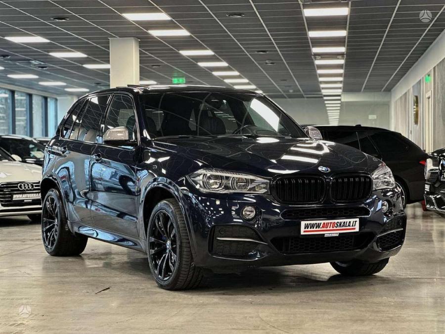 Black BMW X5 2014 in Klaipeda, with an engine capacity of 2.99 L and mileage of 288 thousand km for 19950 €, photo 6 on AUTOMOTO.COM.LV