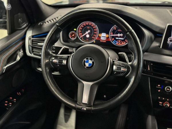 Black BMW X5 2014 in Klaipeda, with an engine capacity of 2.99 L and mileage of 288 thousand km for 19950 €, photo 6 on AUTOMOTO.COM.LV