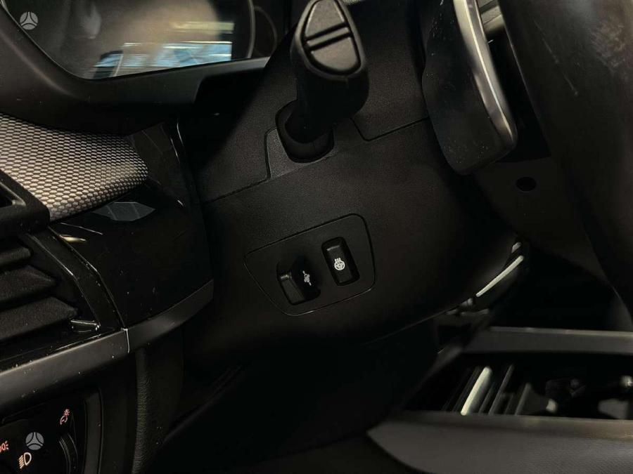 Black BMW X5 2014 in Klaipeda, with an engine capacity of 2.99 L and mileage of 288 thousand km for 19950 €, photo 16 on AUTOMOTO.COM.LV