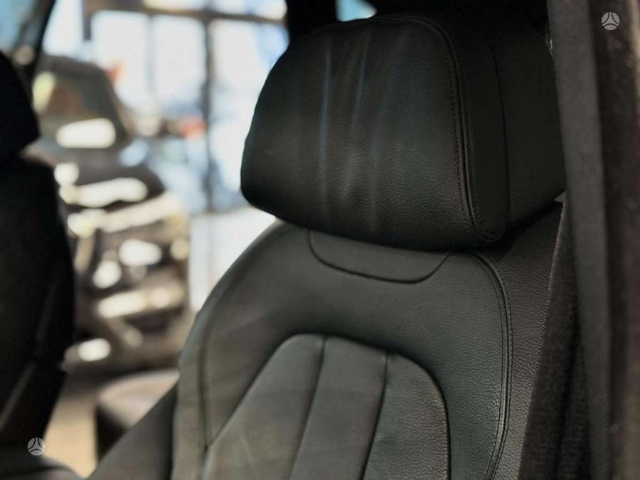 Black BMW X5 2014 in Klaipeda, with an engine capacity of 2.99 L and mileage of 288 thousand km for 19950 €, photo 27 on AUTOMOTO.COM.LV