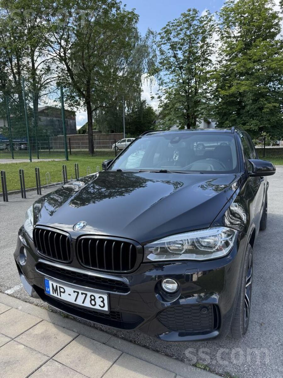 Melns BMW X5 2014 Jēkabpils, ar dzinēja tilpumu 3.00 L un nobraukumu 230 tūkst. km par 21000 €, foto 3 vietnē AUTOMOTO.COM.LV