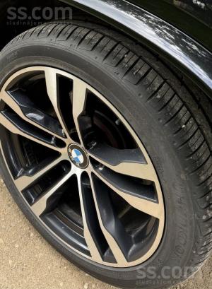 Melns BMW X5 2014 Jēkabpils, ar dzinēja tilpumu 3.00 L un nobraukumu 230 tūkst. km par 21000 €, foto 12 vietnē AUTOMOTO.COM.LV