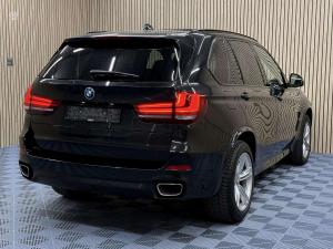 Black BMW X5 2014 in Marijampole, with an engine capacity of 2.99 L and mileage of 334 thousand km for 18750 €, photo 9 on AUTOMOTO.COM.LV