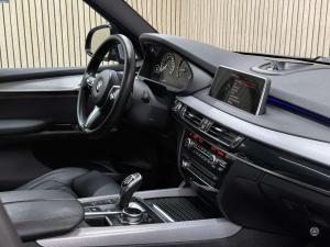 Black BMW X5 2014 in Marijampole, with an engine capacity of 2.99 L and mileage of 334 thousand km for 18750 €, photo 23 on AUTOMOTO.COM.LV