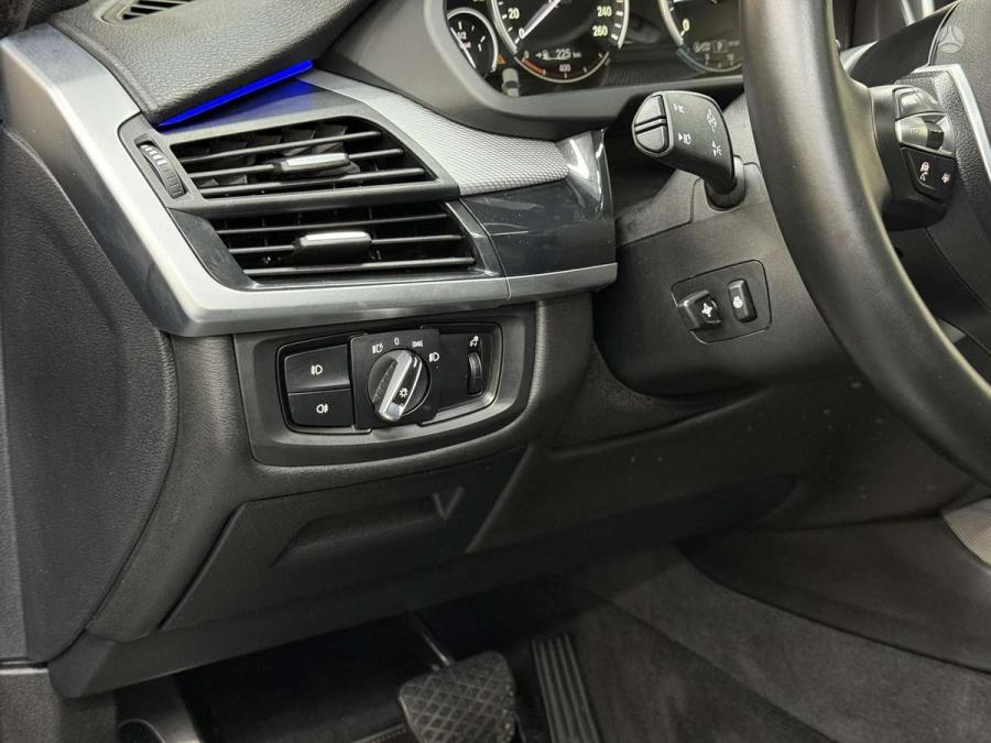 Black BMW X5 2014 in Marijampole, with an engine capacity of 2.99 L and mileage of 334 thousand km for 18750 €, photo 27 on AUTOMOTO.COM.LV