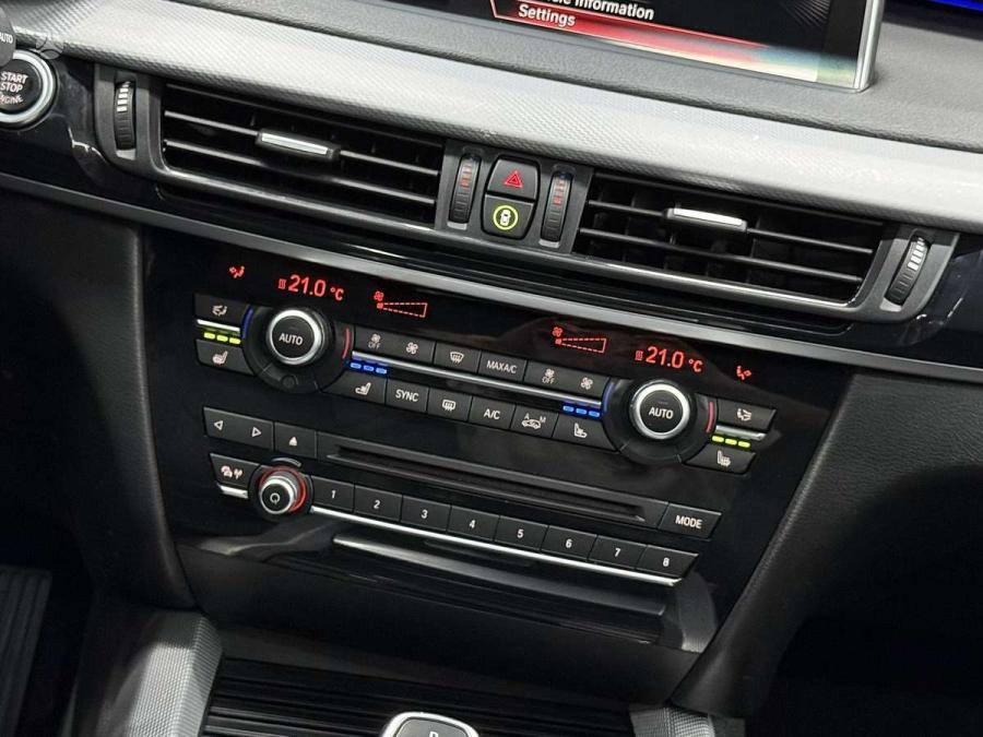 Black BMW X5 2014 in Marijampole, with an engine capacity of 2.99 L and mileage of 334 thousand km for 18750 €, photo 34 on AUTOMOTO.COM.LV