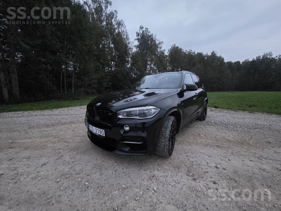Melns BMW X5 2014 Rīga, ar dzinēja tilpumu 3.00 L un nobraukumu 245 tūkst. km par 20950 €, foto 1 vietnē AUTOMOTO.COM.LV