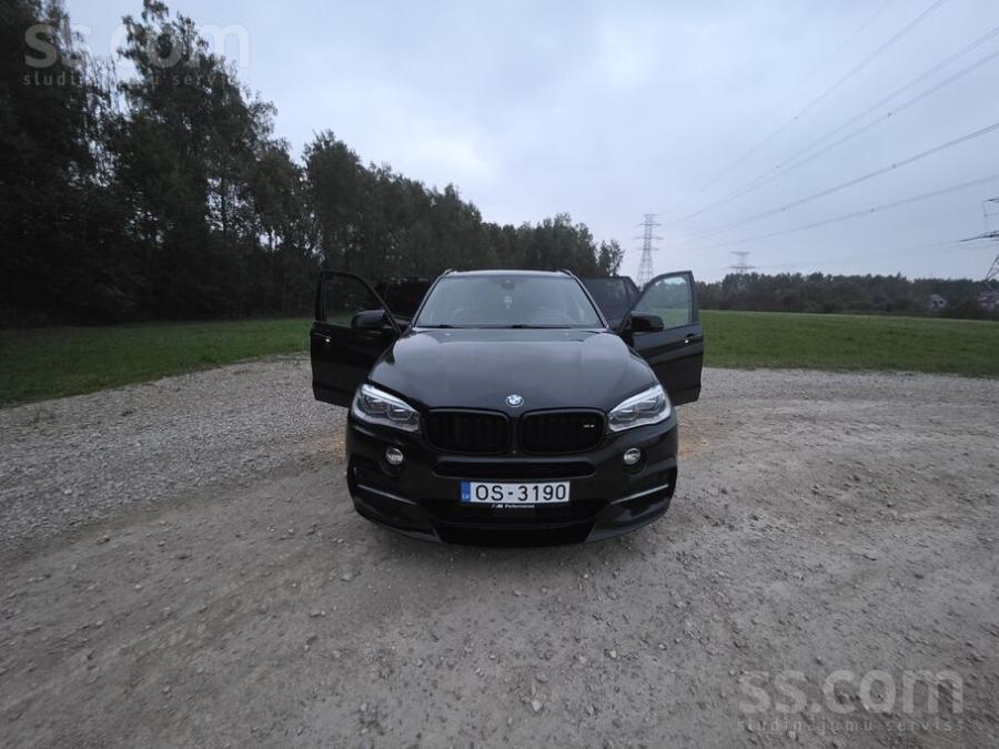 Melns BMW X5 2014 Rīga, ar dzinēja tilpumu 3.00 L un nobraukumu 245 tūkst. km par 20950 €, foto 3 vietnē AUTOMOTO.COM.LV