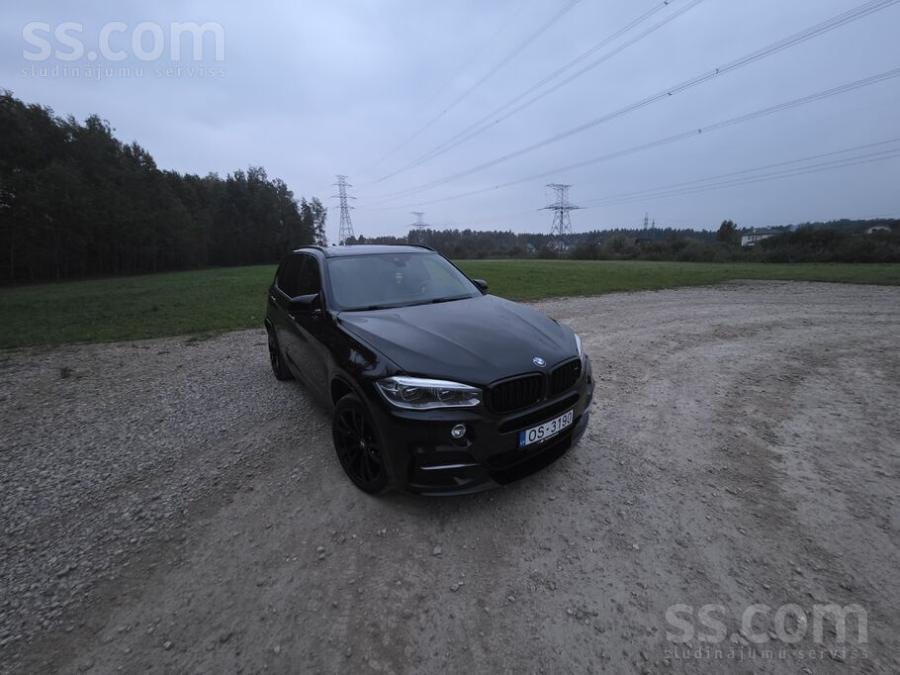 Melns BMW X5 2014 Rīga, ar dzinēja tilpumu 3.00 L un nobraukumu 245 tūkst. km par 20950 €, foto 4 vietnē AUTOMOTO.COM.LV