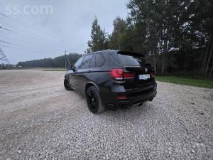 Melns BMW X5 2014 Rīga, ar dzinēja tilpumu 3.00 L un nobraukumu 245 tūkst. km par 20950 €, foto 7 vietnē AUTOMOTO.COM.LV