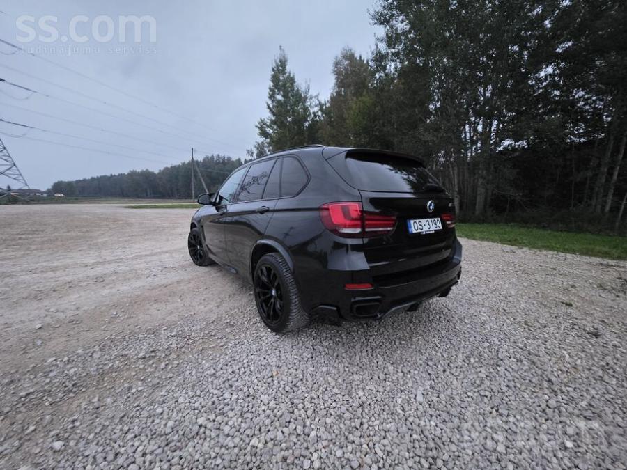 Melns BMW X5 2014 Rīga, ar dzinēja tilpumu 3.00 L un nobraukumu 245 tūkst. km par 20950 €, foto 7 vietnē AUTOMOTO.COM.LV