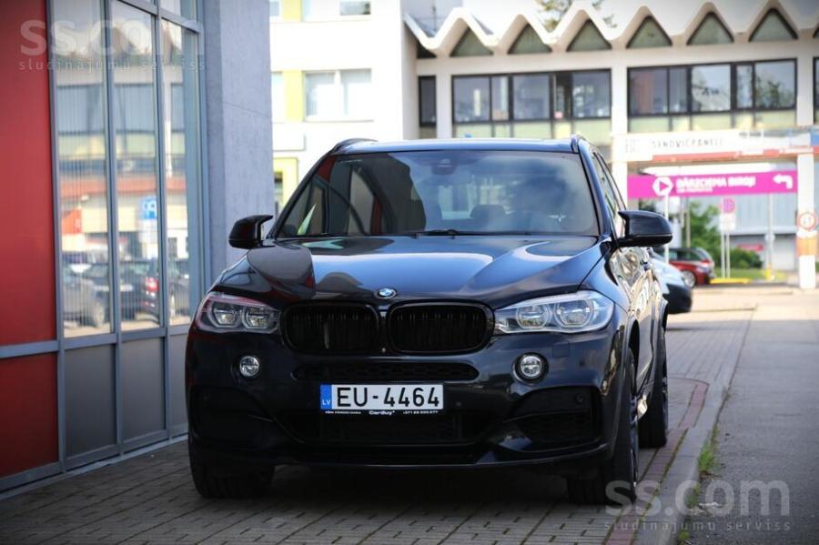 Melns BMW X5 2014 Rīga, ar dzinēja tilpumu 3.00 L un nobraukumu 258 tūkst. km par 22895 €, foto 1 vietnē AUTOMOTO.COM.LV