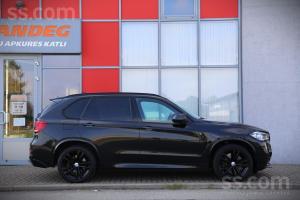 Melns BMW X5 2014 Rīga, ar dzinēja tilpumu 3.00 L un nobraukumu 258 tūkst. km par 22895 €, foto 4 vietnē AUTOMOTO.COM.LV