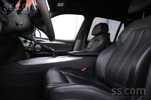 Melns BMW X5 2014 Rīga, ar dzinēja tilpumu 3.00 L un nobraukumu 258 tūkst. km par 22895 €, foto 12 vietnē AUTOMOTO.COM.LV
