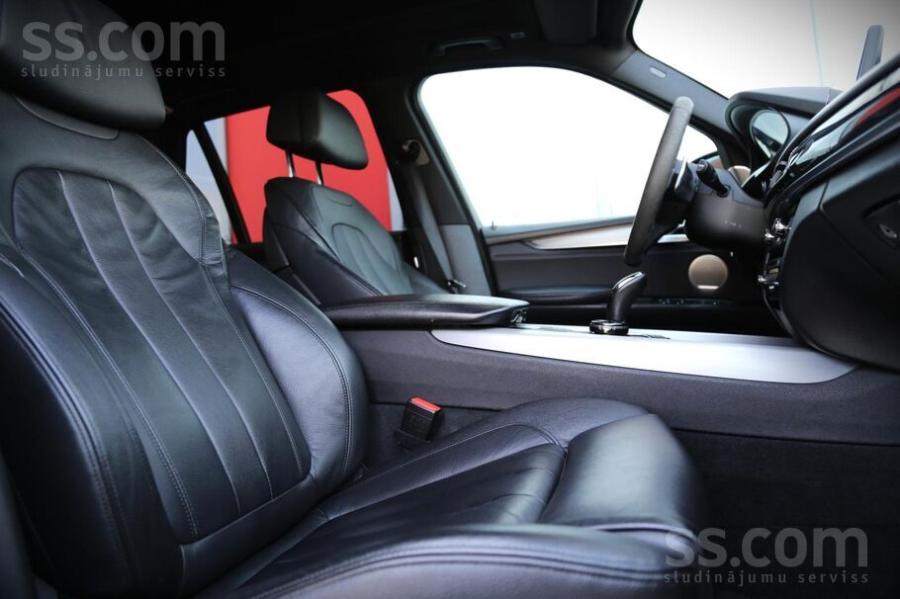 Melns BMW X5 2014 Rīga, ar dzinēja tilpumu 3.00 L un nobraukumu 258 tūkst. km par 22895 €, foto 13 vietnē AUTOMOTO.COM.LV