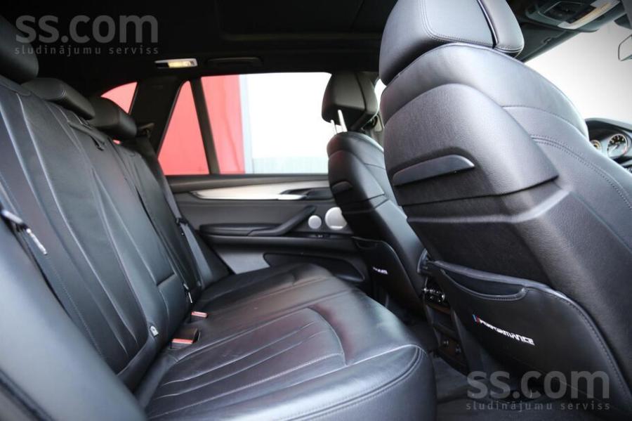 Melns BMW X5 2014 Rīga, ar dzinēja tilpumu 3.00 L un nobraukumu 258 tūkst. km par 22895 €, foto 14 vietnē AUTOMOTO.COM.LV