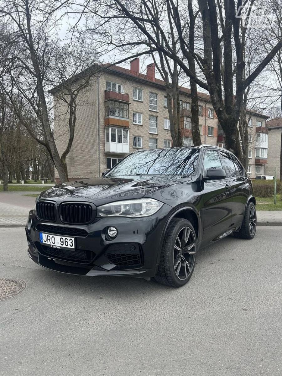 Black BMW X5 2014 in Klaipeda, with an engine capacity of 3.50 L and mileage of 200 thousand km for 17000 €, photo 1 on AUTOMOTO.COM.LV