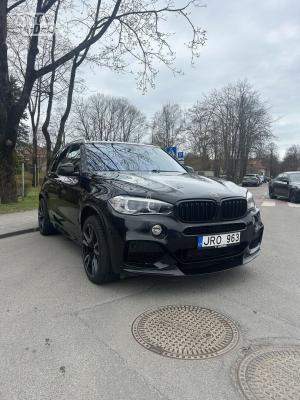 Black BMW X5 2014 in Klaipeda, with an engine capacity of 3.50 L and mileage of 200 thousand km for 17000 €, photo 3 on AUTOMOTO.COM.LV