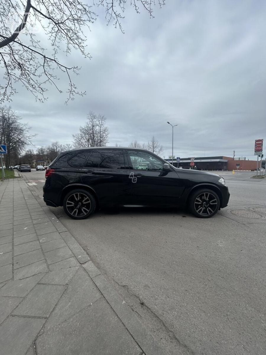 Black BMW X5 2014 in Klaipeda, with an engine capacity of 3.50 L and mileage of 200 thousand km for 17000 €, photo 4 on AUTOMOTO.COM.LV