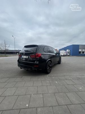 Black BMW X5 2014 in Klaipeda, with an engine capacity of 3.50 L and mileage of 200 thousand km for 17000 €, photo 5 on AUTOMOTO.COM.LV