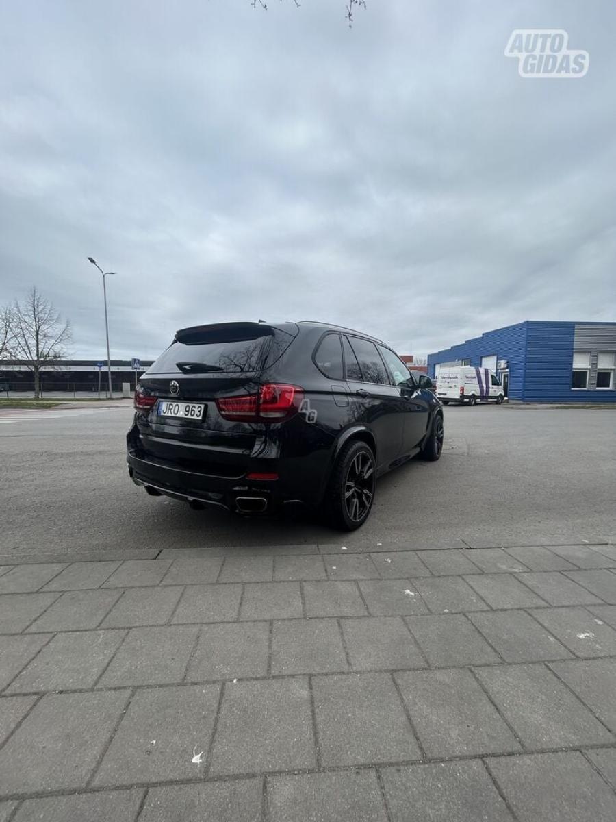 Black BMW X5 2014 in Klaipeda, with an engine capacity of 3.50 L and mileage of 200 thousand km for 17000 €, photo 5 on AUTOMOTO.COM.LV