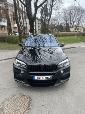 Black BMW X5 2014 in Klaipeda, with an engine capacity of 3.50 L and mileage of 200 thousand km for 17000 €, photo 8 on AUTOMOTO.COM.LV