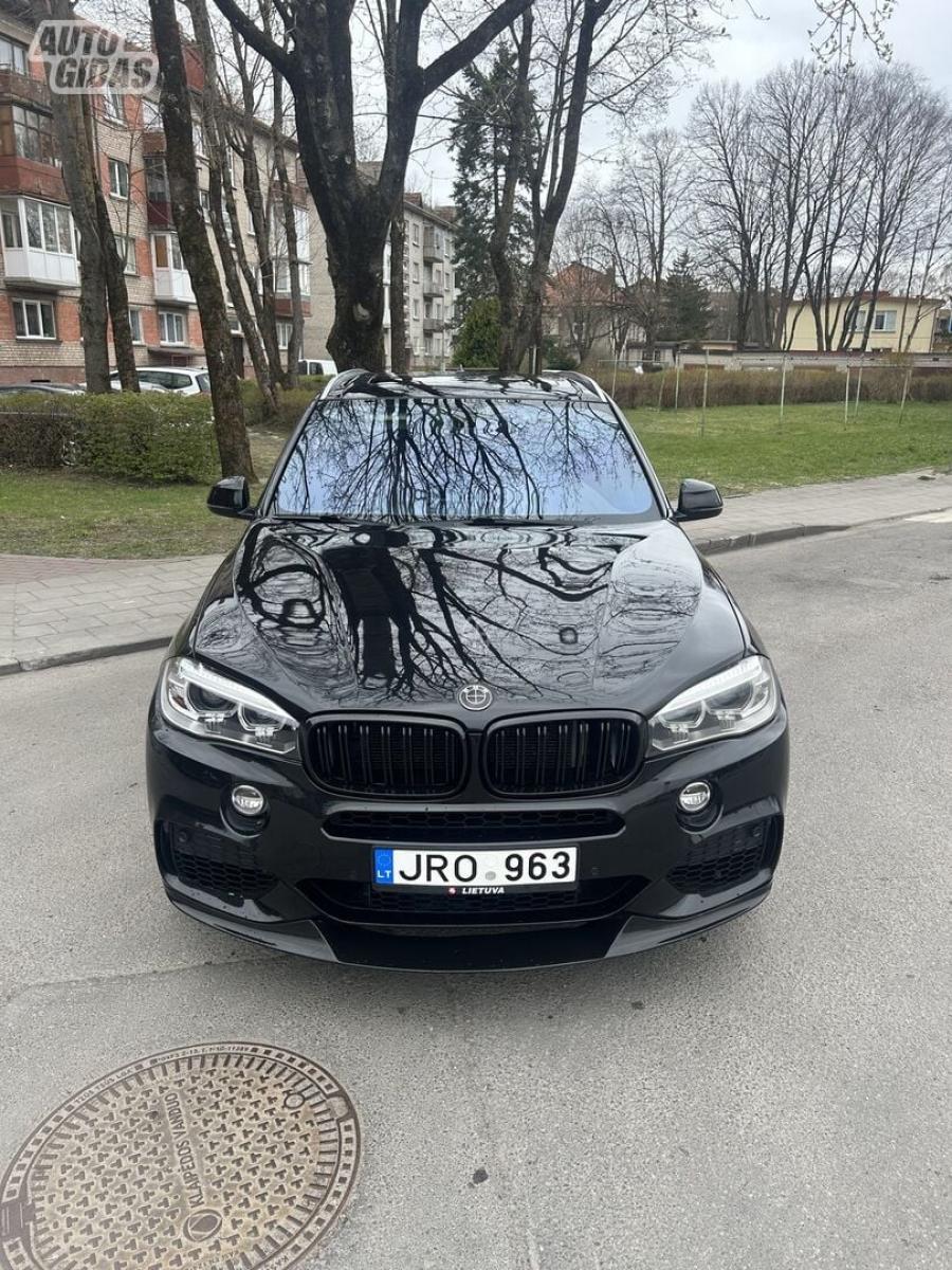 Black BMW X5 2014 in Klaipeda, with an engine capacity of 3.50 L and mileage of 200 thousand km for 17000 €, photo 8 on AUTOMOTO.COM.LV