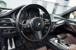 Black BMW X5 2014 in Klaipeda, with an engine capacity of 3.50 L and mileage of 200 thousand km for 17000 €, photo 12 on AUTOMOTO.COM.LV