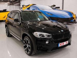 Melns BMW X5 2014 Kauņa, ar dzinēja tilpumu 2.00 L un nobraukumu 212 tūkst. km par 16250 €, foto  vietnē AUTOMOTO.COM.LV