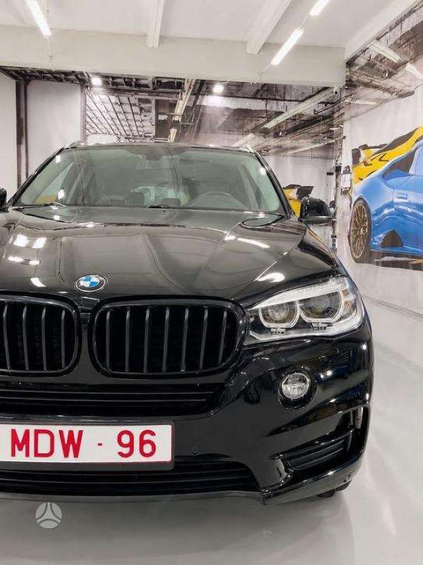 Melns BMW X5 2014 Kauņa, ar dzinēja tilpumu 2.00 L un nobraukumu 212 tūkst. km par 16250 €, foto 4 vietnē AUTOMOTO.COM.LV