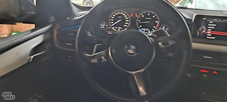 Black BMW X5 2014 in Kazlu Ruda, with an engine capacity of 3.00 L and mileage of 289 thousand km for 18500 €, photo 12 on AUTOMOTO.COM.LV