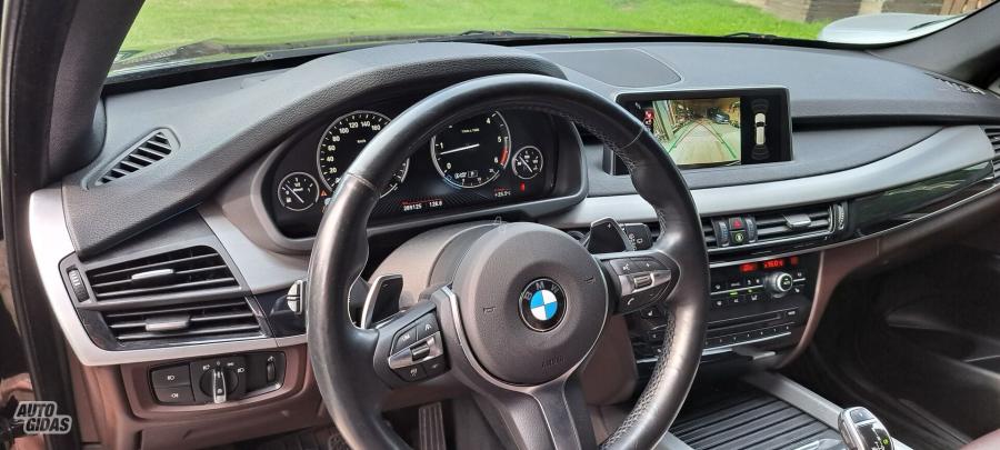 Black BMW X5 2014 in Kazlu Ruda, with an engine capacity of 3.00 L and mileage of 289 thousand km for 18500 €, photo 14 on AUTOMOTO.COM.LV