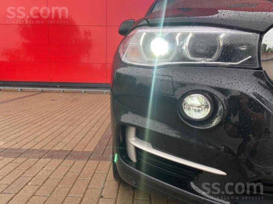 Melns BMW X5 2014 Rīga, ar dzinēja tilpumu 3.00 L un nobraukumu 295 tūkst. km par 19700 €, foto 3 vietnē AUTOMOTO.COM.LV