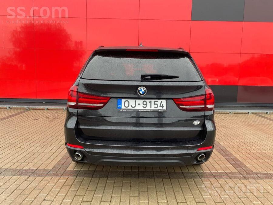 Melns BMW X5 2014 Rīga, ar dzinēja tilpumu 3.00 L un nobraukumu 295 tūkst. km par 19700 €, foto 6 vietnē AUTOMOTO.COM.LV