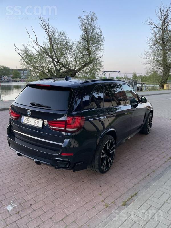 Melns BMW X5 2014 Liepāja, ar dzinēja tilpumu 3.00 L un nobraukumu 187 tūkst. km par 23500 €, foto 6 vietnē AUTOMOTO.COM.LV
