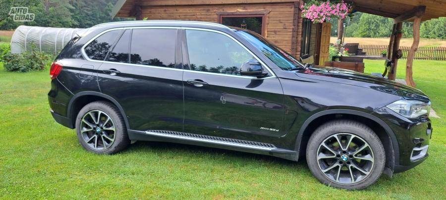 Melns BMW X5 2014 Kazlų Rūda, ar dzinēja tilpumu 3.00 L un nobraukumu 289 tūkst. km par 18500 €, foto 5 vietnē AUTOMOTO.COM.LV