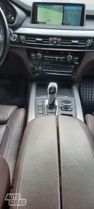 Melns BMW X5 2014 Kazlų Rūda, ar dzinēja tilpumu 3.00 L un nobraukumu 289 tūkst. km par 18500 €, foto 16 vietnē AUTOMOTO.COM.LV