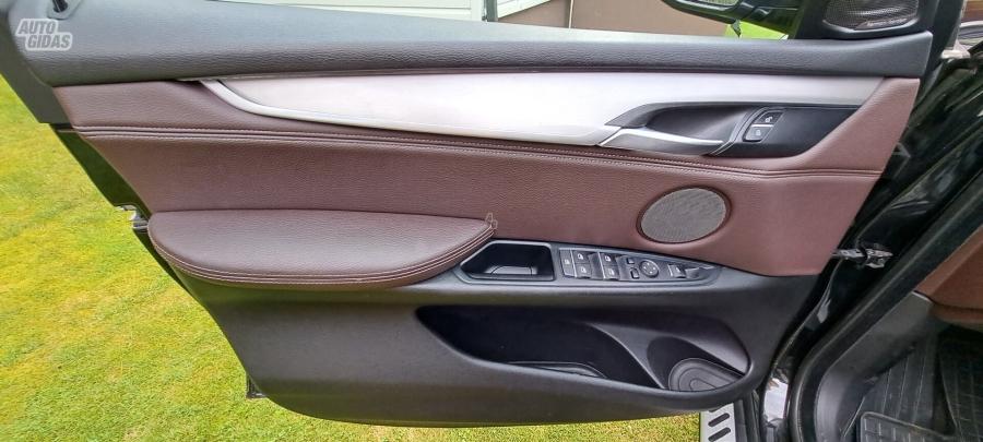 Melns BMW X5 2014 Kazlų Rūda, ar dzinēja tilpumu 3.00 L un nobraukumu 289 tūkst. km par 18500 €, foto 18 vietnē AUTOMOTO.COM.LV