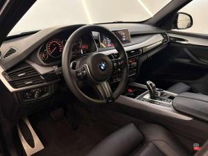 Black BMW X5 2014 in Marijampole, with an engine capacity of 2.00 L and mileage of 279 thousand km for 18750 €, photo 3 on AUTOMOTO.COM.LV
