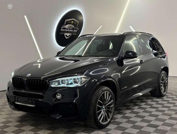 Black BMW X5 2014 in Marijampole, with an engine capacity of 2.00 L and mileage of 279 thousand km for 18750 €, photo 4 on AUTOMOTO.COM.LV