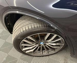 Black BMW X5 2014 in Marijampole, with an engine capacity of 2.00 L and mileage of 279 thousand km for 18750 €, photo 25 on AUTOMOTO.COM.LV