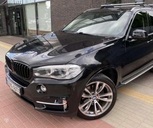 Black BMW X5 2014 in Marijampole, with an engine capacity of 2.99 L and mileage of 215 thousand km for 16850 €, photo 8 on AUTOMOTO.COM.LV