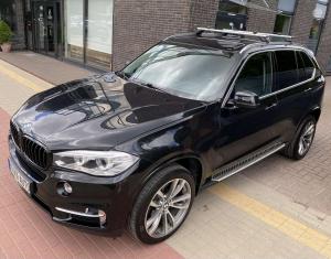 Black BMW X5 2014 in Marijampole, with an engine capacity of 2.99 L and mileage of 215 thousand km for 16850 €, photo 9 on AUTOMOTO.COM.LV