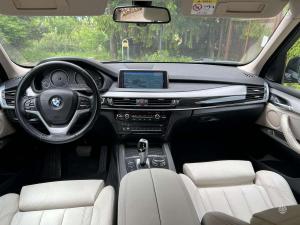 Black BMW X5 2014 in Vilnius, with an engine capacity of 2.99 L and mileage of 273 thousand km for 13999 €, photo 17 on AUTOMOTO.COM.LV